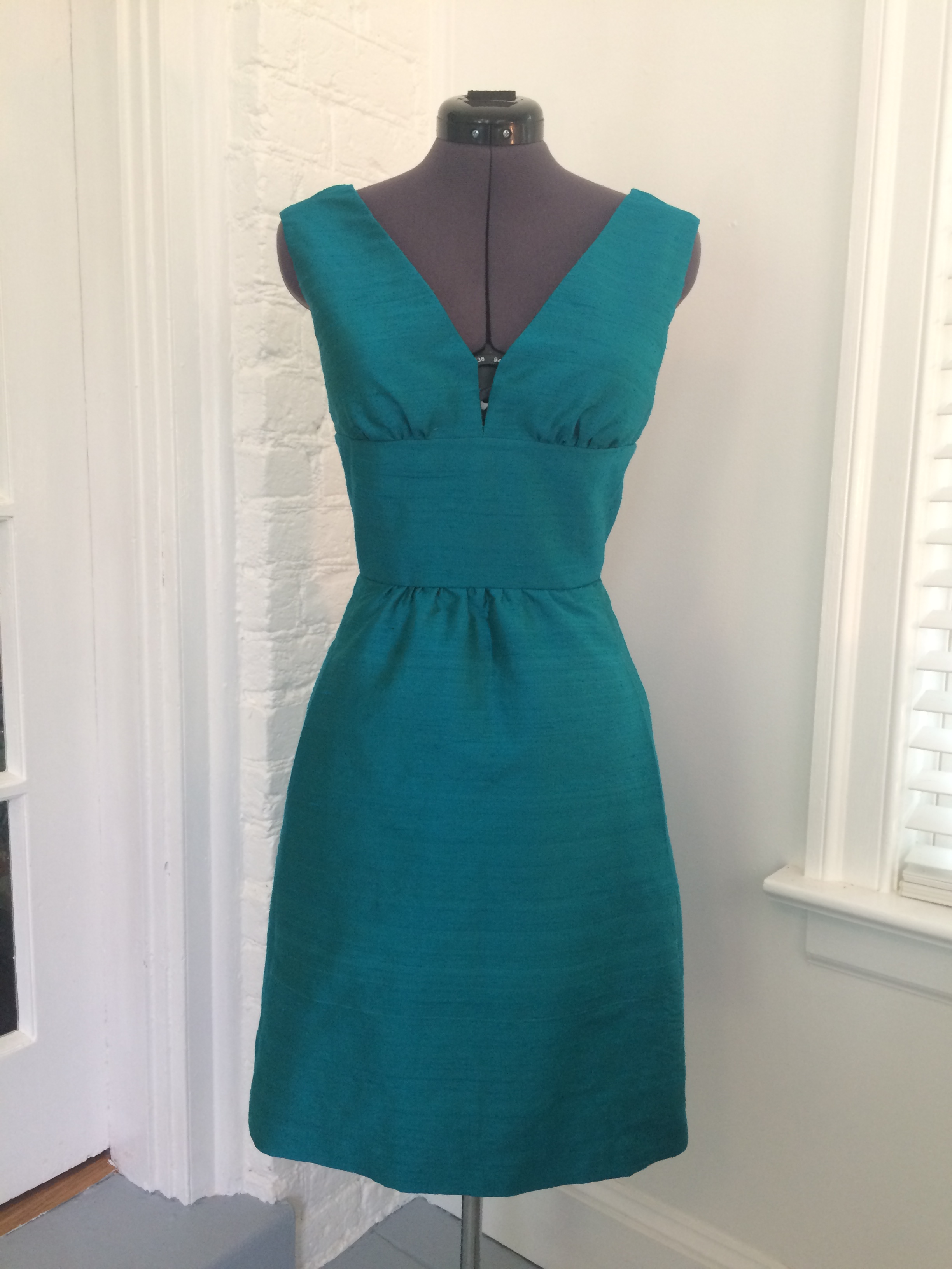 Vogue 7642: Looks can be deceiving – Dress Handmade